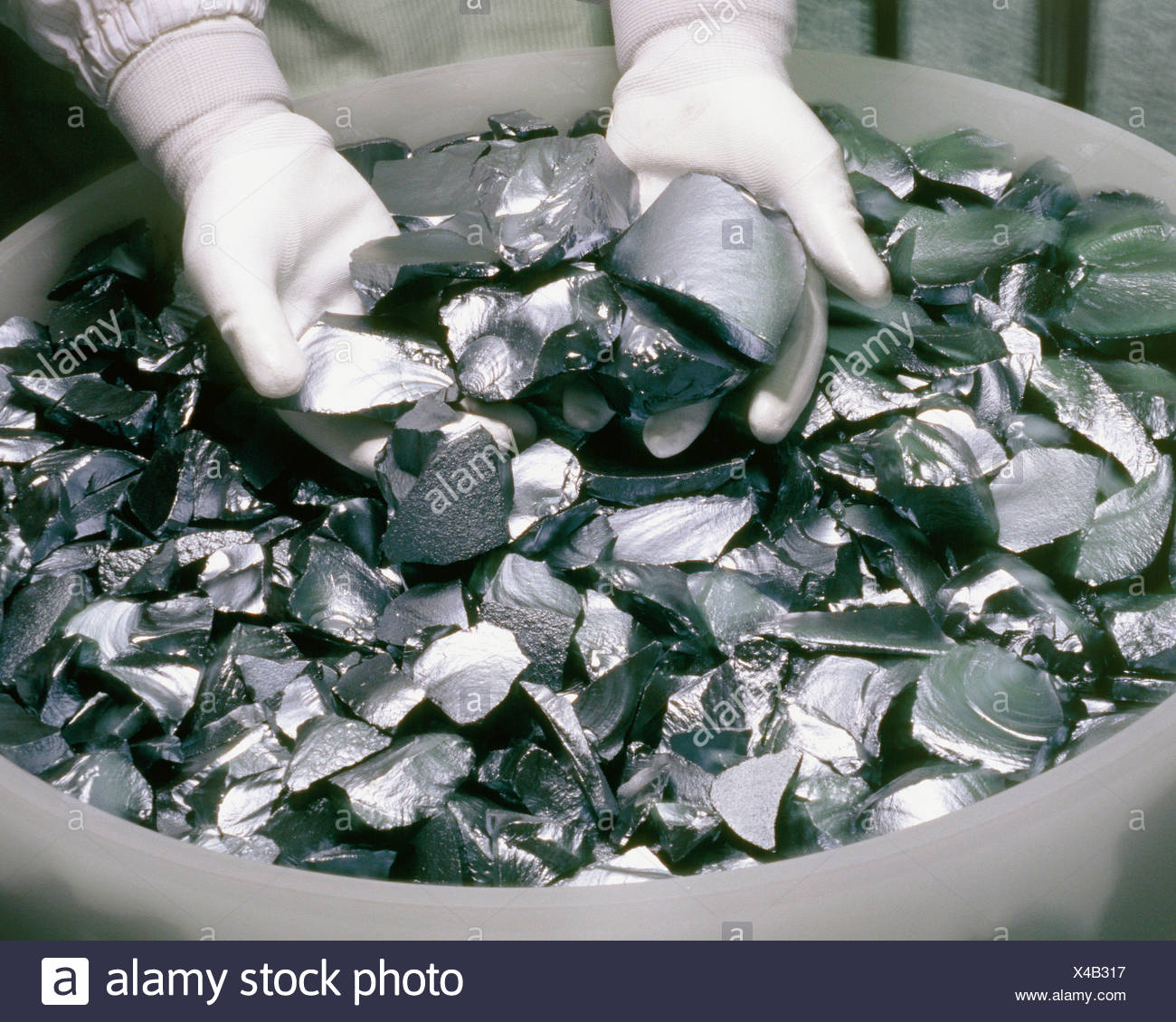 Pure Silicon Element High Resolution Stock Photography and Images - Alamy