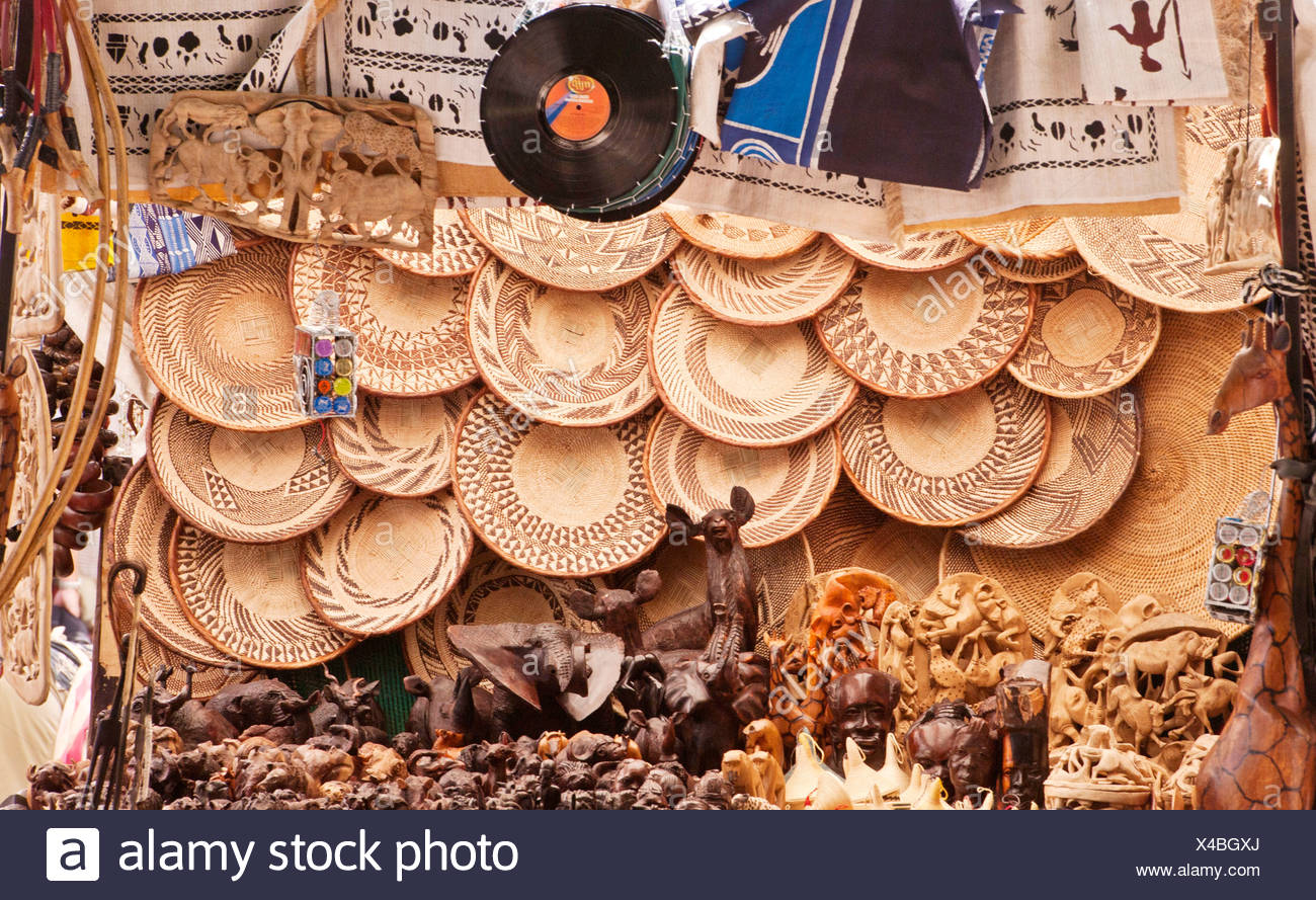 African Curio Market Stock Photos & African Curio Market Stock Images ...