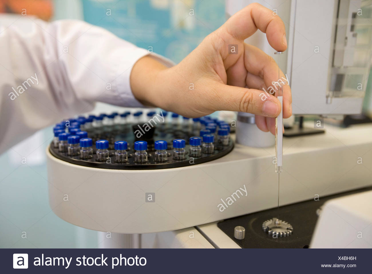 Chromatographer High Resolution Stock Photography and Images - Alamy