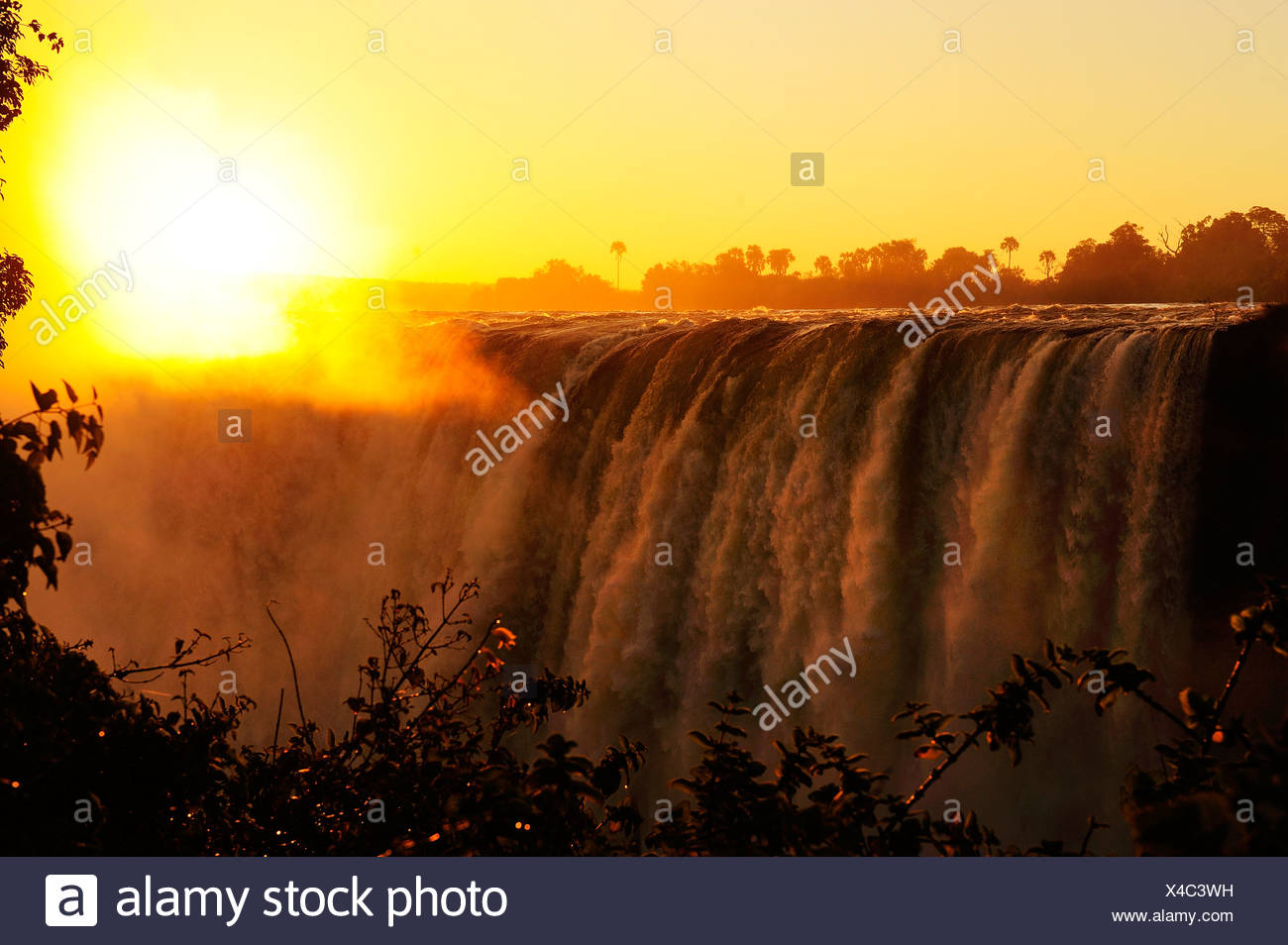 Victoria Falls Zambezi High Resolution Stock Photography and Images - Alamy