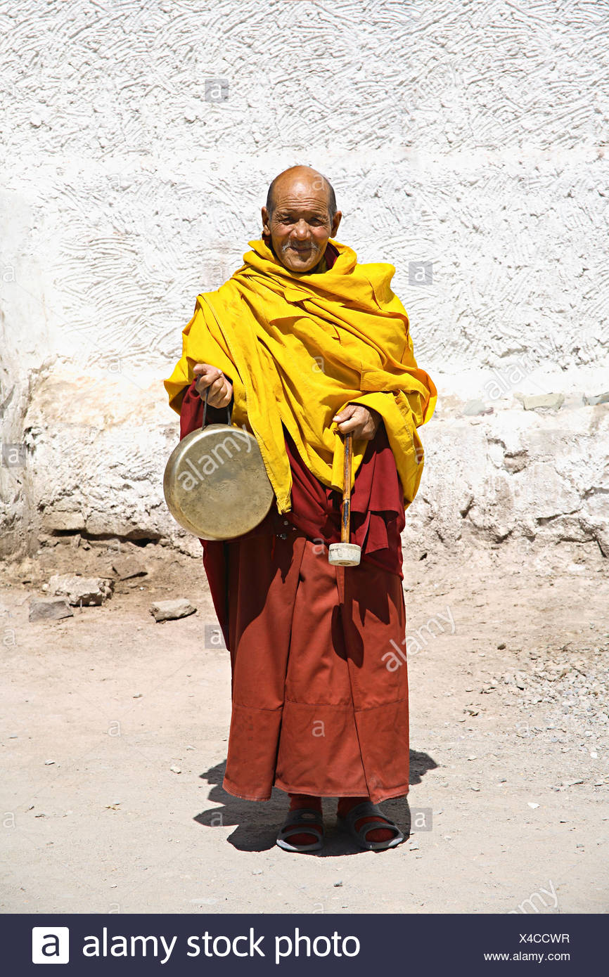 Old Nepali Buddhist Man High Resolution Stock Photography and Images ...