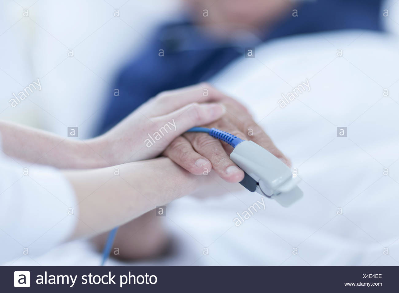 Heart Monitor Stock Photos & Heart Monitor Stock Images - Alamy