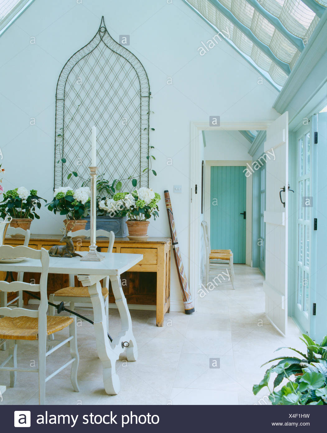 Trellis Tables High Resolution Stock Photography and Images - Alamy