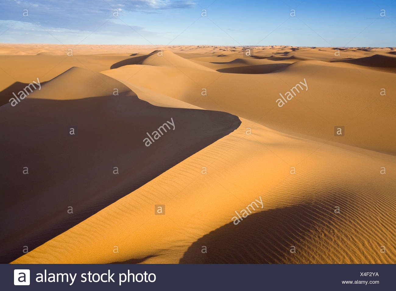 In The Libyan Desert Stock Photos & In The Libyan Desert Stock Images ...