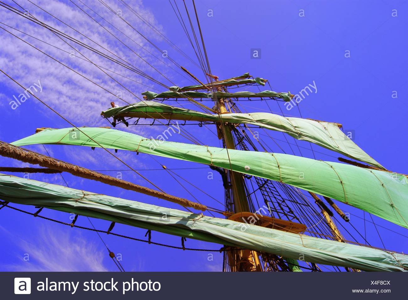 Mast Ship High Resolution Stock Photography and Images - Alamy