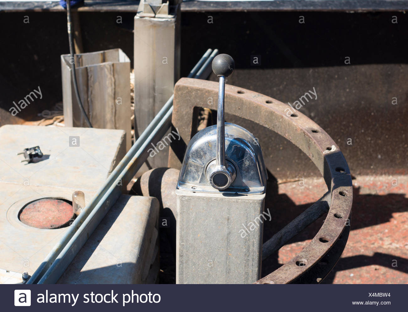 Throttle Boat High Resolution Stock Photography and Images - Alamy