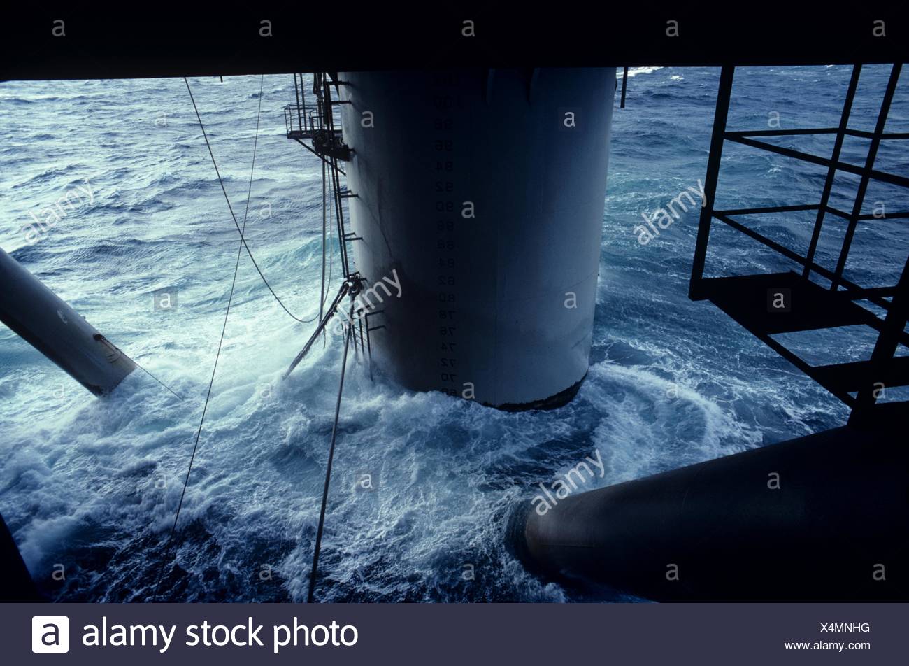 Drillstring High Resolution Stock Photography and Images - Alamy