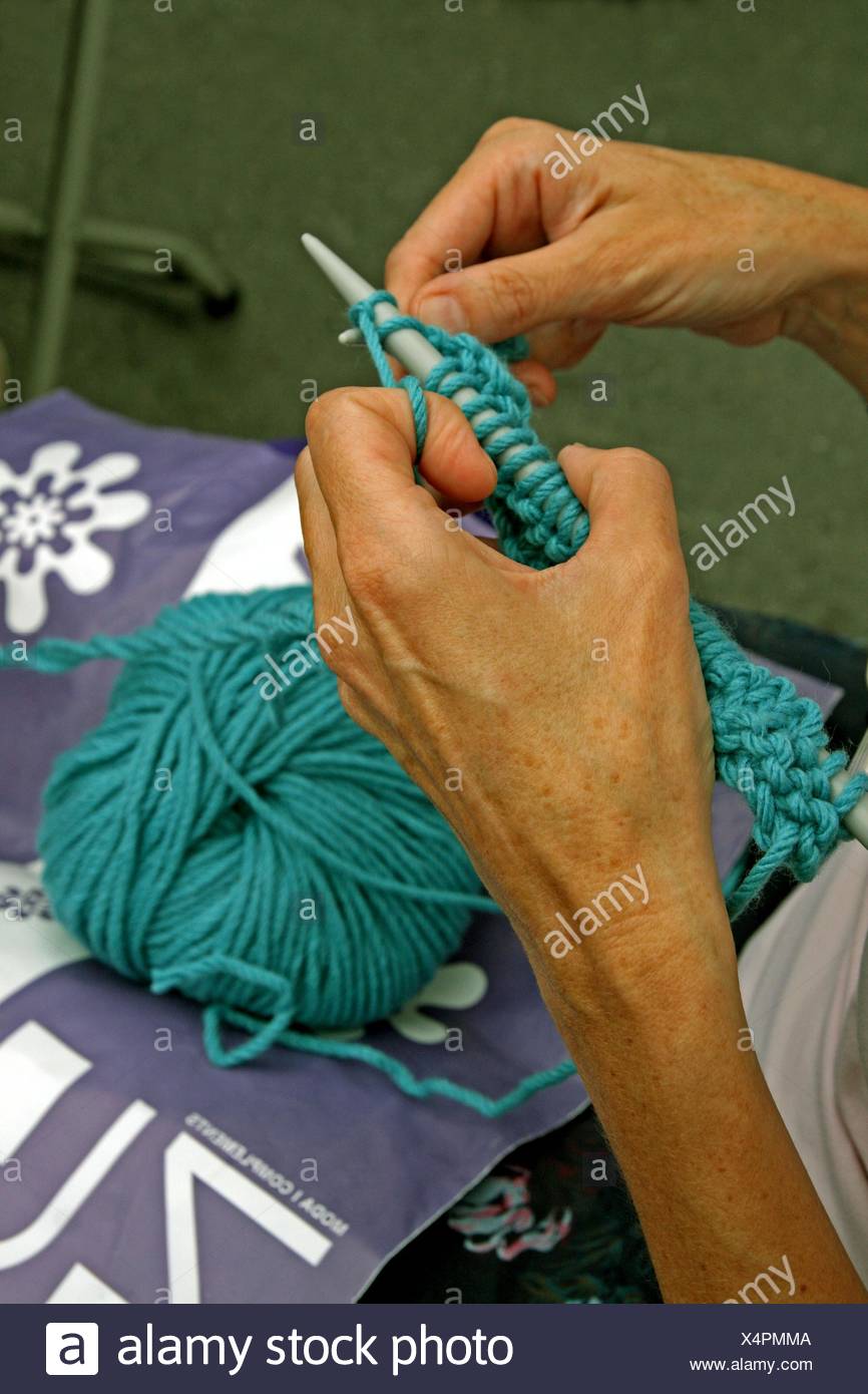 Knitter Stock Photos & Knitter Stock Images - Alamy