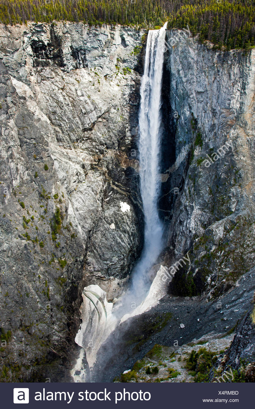 Tweedsmuir Provincial Park High Resolution Stock Photography and Images ...