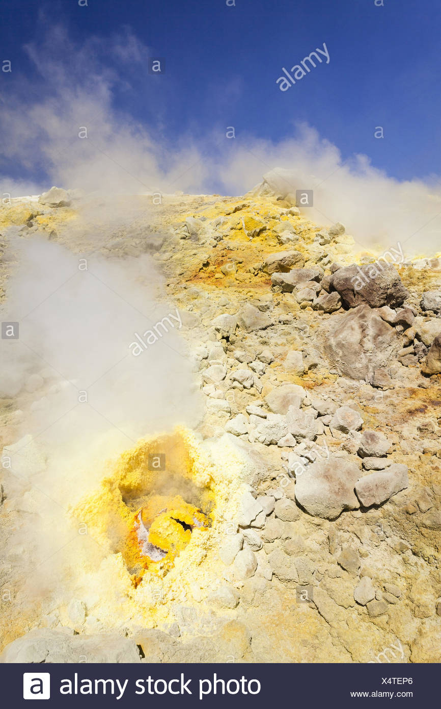 Sulphur Vapour Stock Photos & Sulphur Vapour Stock Images - Alamy
