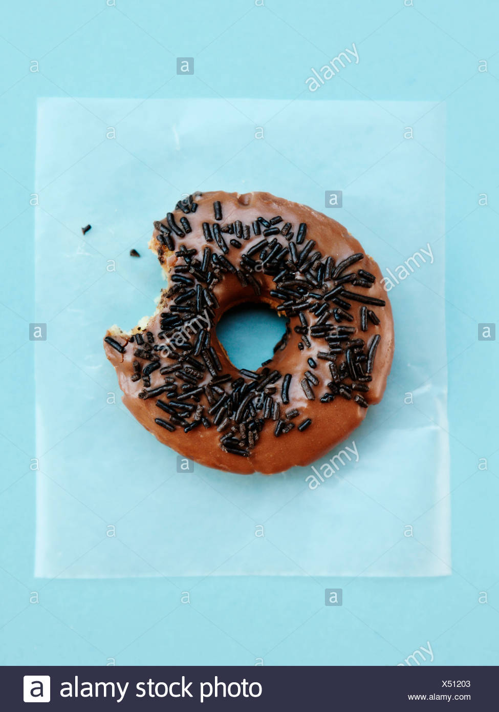 Single Doughnut High Resolution Stock Photography and Images - Alamy