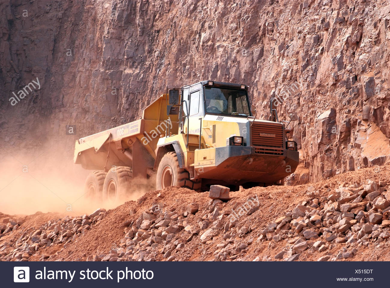 Quarry Truck Stock Photos & Quarry Truck Stock Images - Alamy