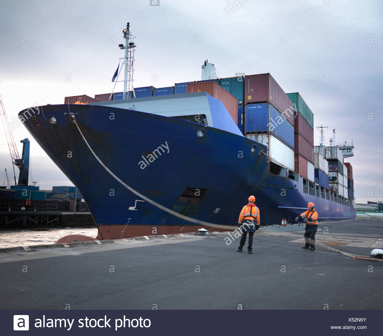 Maritime Workers High Resolution Stock Photography and Images - Alamy