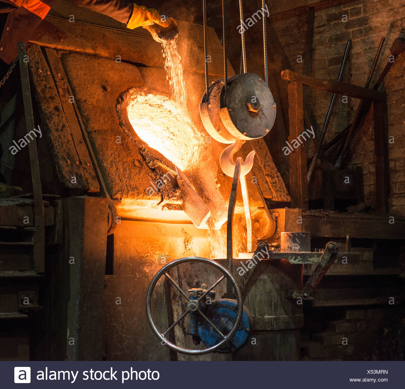 Molten Metal Work High Resolution Stock Photography and Images - Alamy