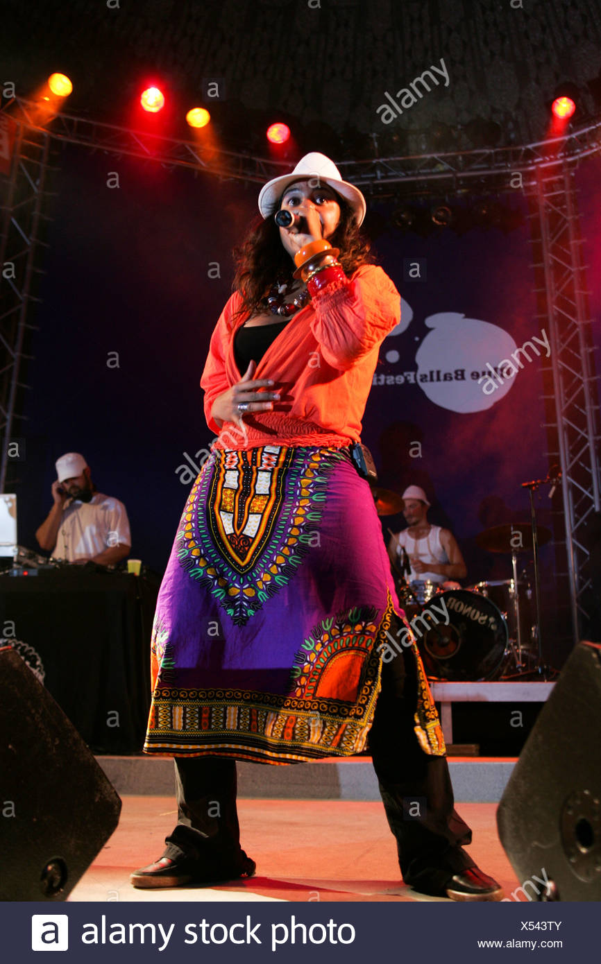 Guerrilla Bands High Resolution Stock Photography and Images - Alamy