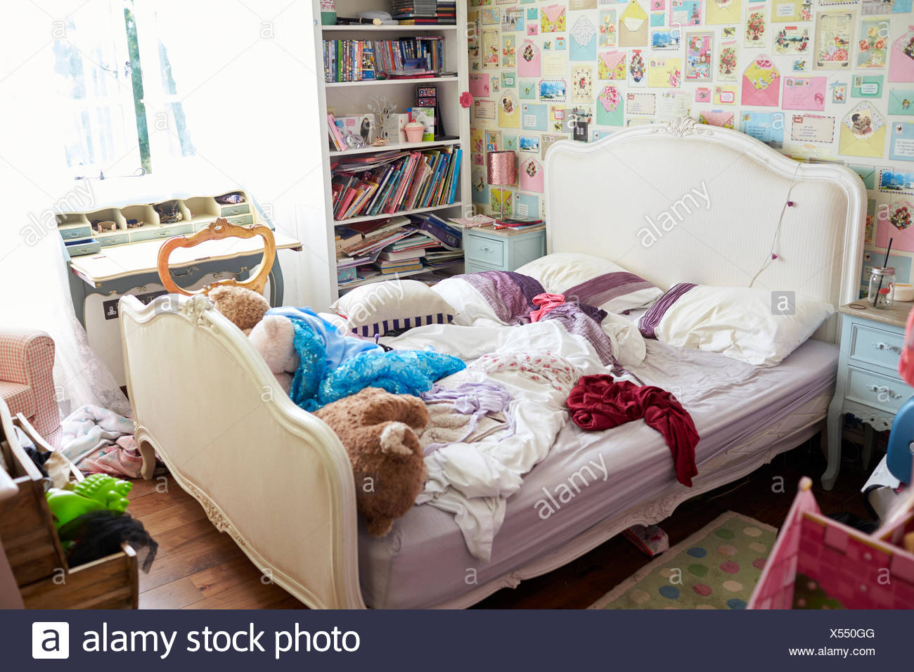 Untidy High Resolution Stock Photography and Images - Alamy