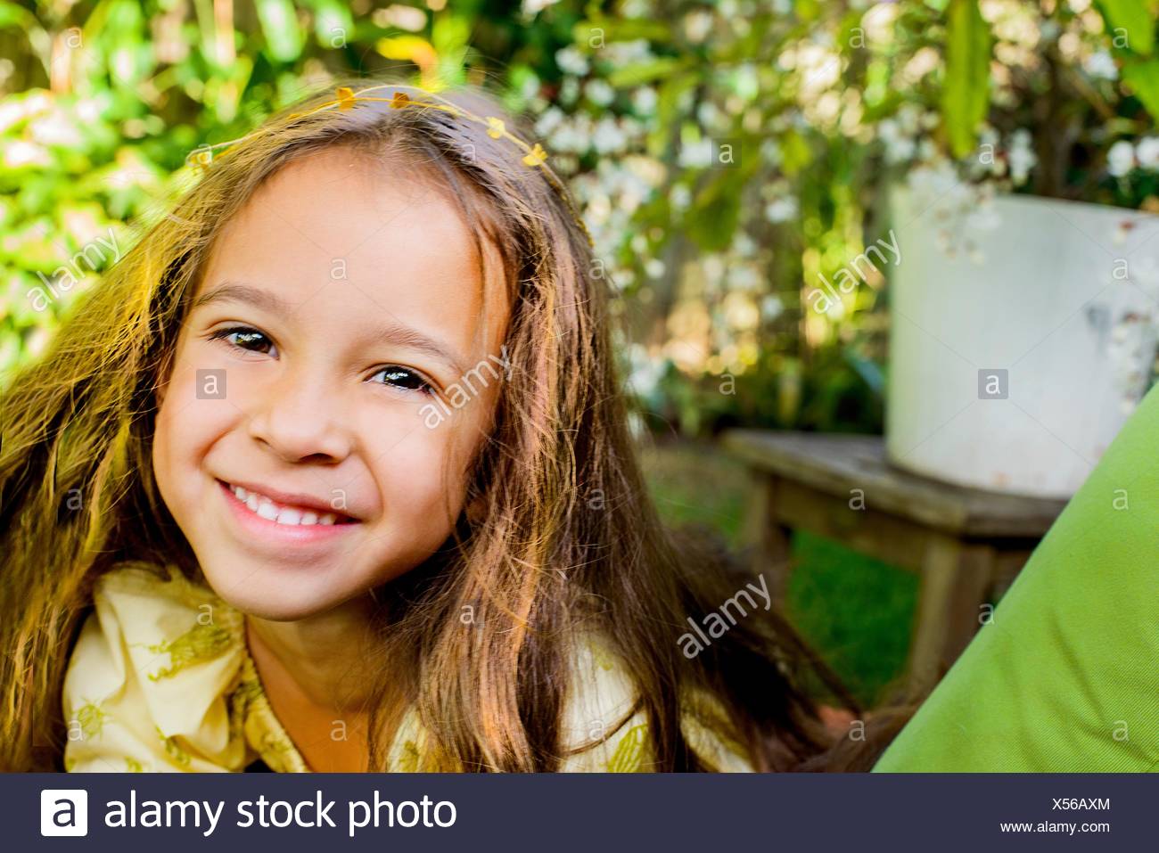 Pretty Girls High Resolution Stock Photography and Images - Alamy
