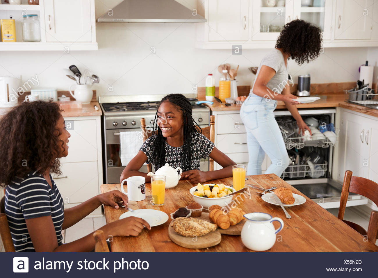 Clearing Table High Resolution Stock Photography and Images - Alamy