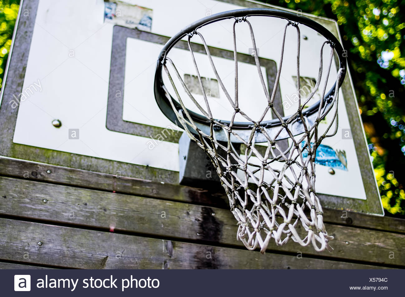 Basketball Hoop Stock Photos & Basketball Hoop Stock Images - Alamy
