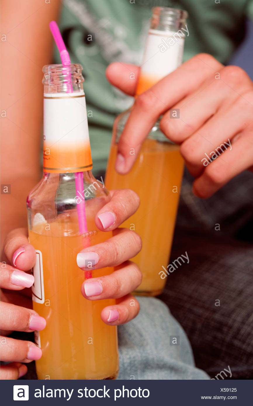 Bottles Of Alcopops Drinks Stock Photos & Bottles Of Alcopops Drinks ...
