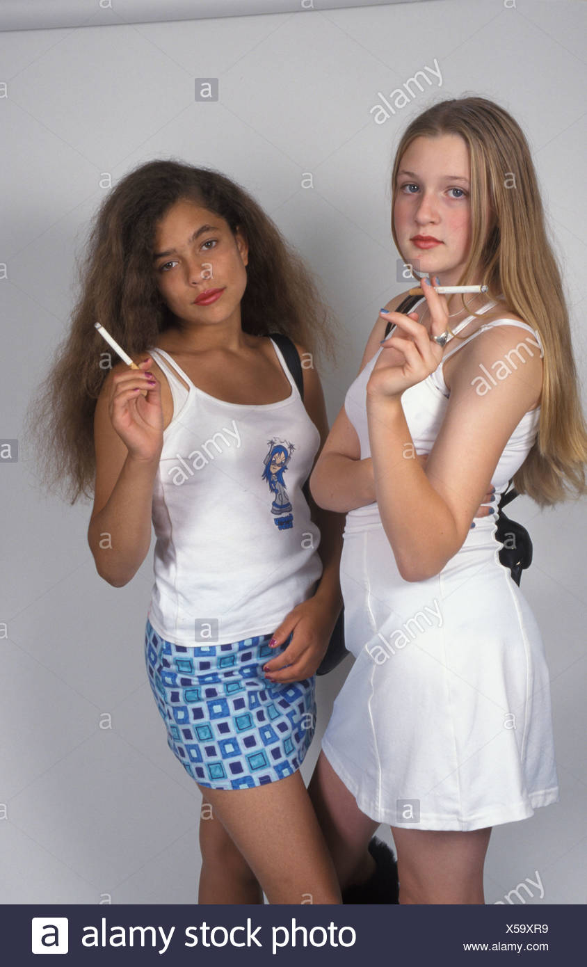 Teens Smoking Cigarettes Stock Photos & Teens Smoking Cigarettes Stock ...
