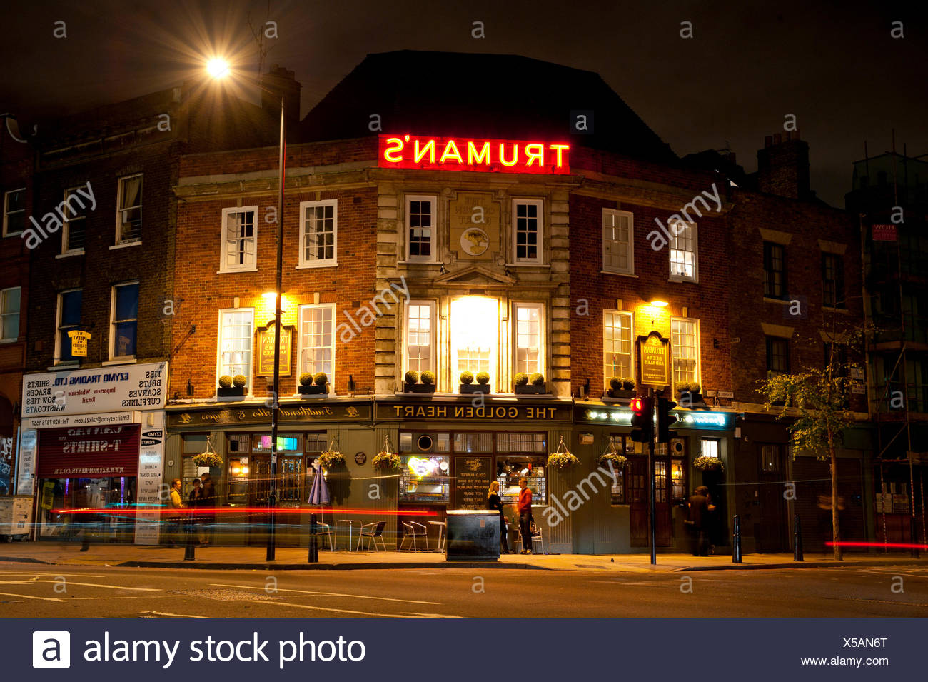 The Golden Heart Pub High Resolution Stock Photography and Images - Alamy