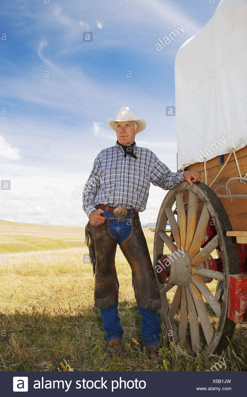 Chuckwagon And Cowboys High Resolution Stock Photography and Images - Alamy