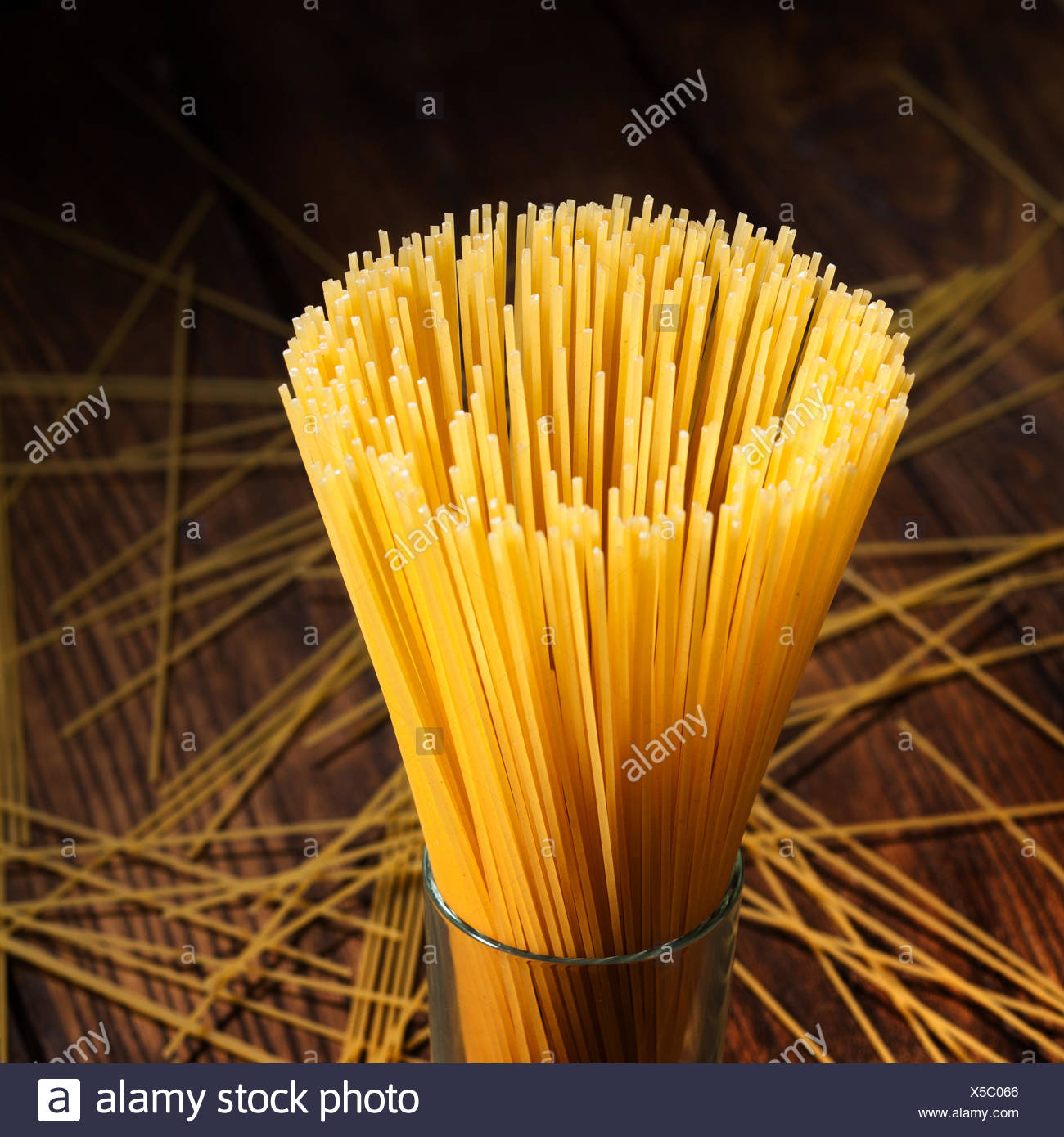 Pack Of Spaghetti High Resolution Stock Photography and Images - Alamy