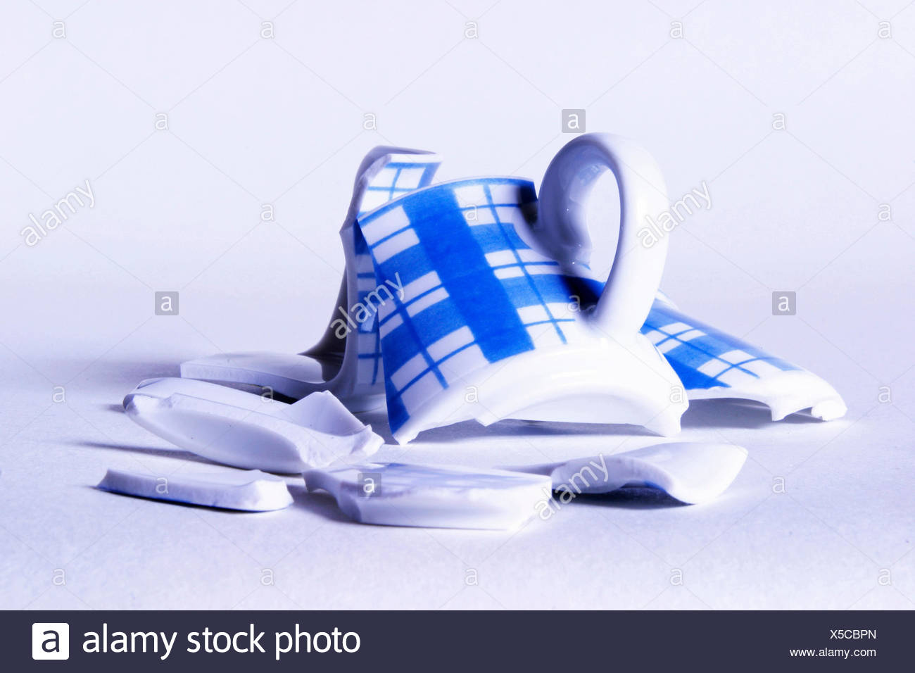 Broken Dishes High Resolution Stock Photography and Images - Alamy