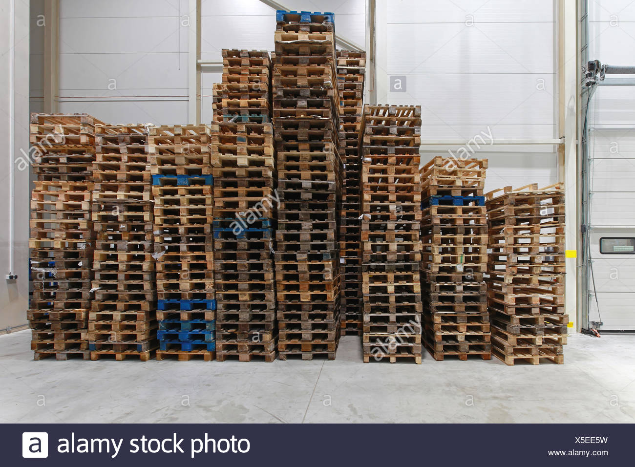 Cargo Pallets High Resolution Stock Photography and Images - Alamy