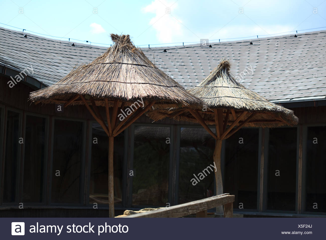 Traditional House Hawaii Stock Photos & Traditional House Hawaii Stock ...