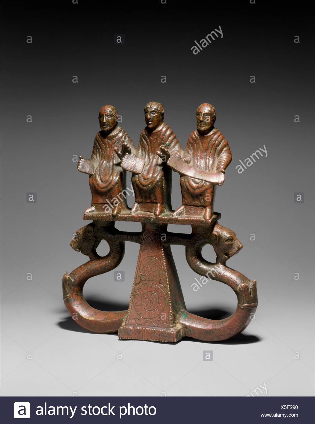 Three Line Figures High Resolution Stock Photography and Images - Alamy