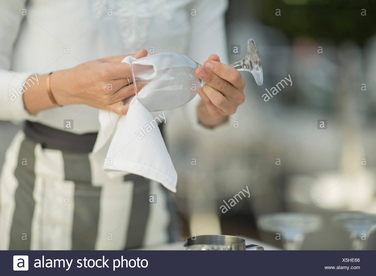 Waiter Cleaning Table High Resolution Stock Photography and Images - Alamy