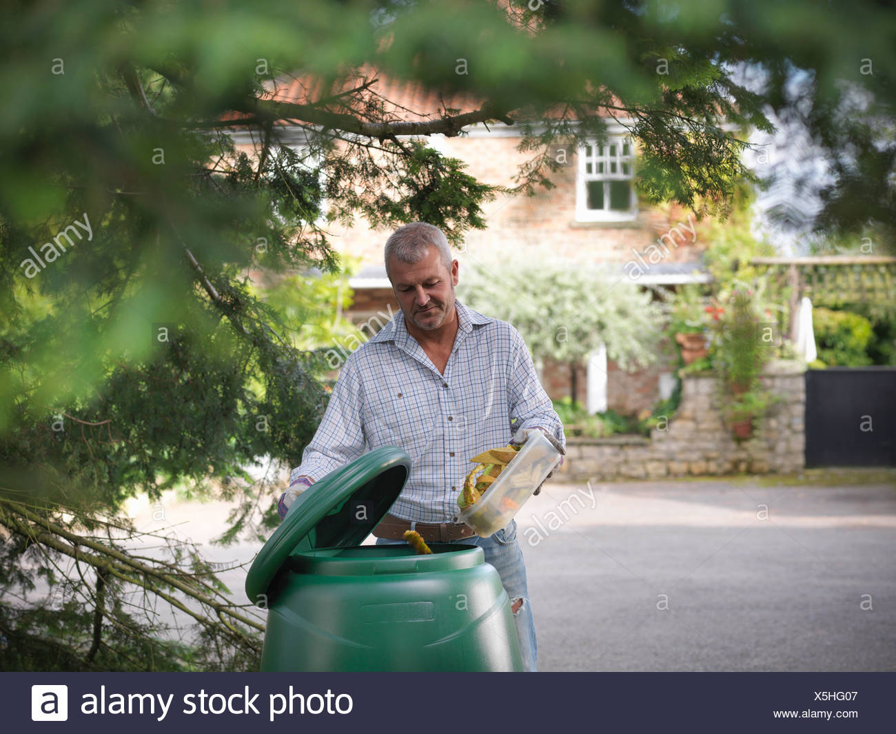 Food Recycling High Resolution Stock Photography and Images - Alamy