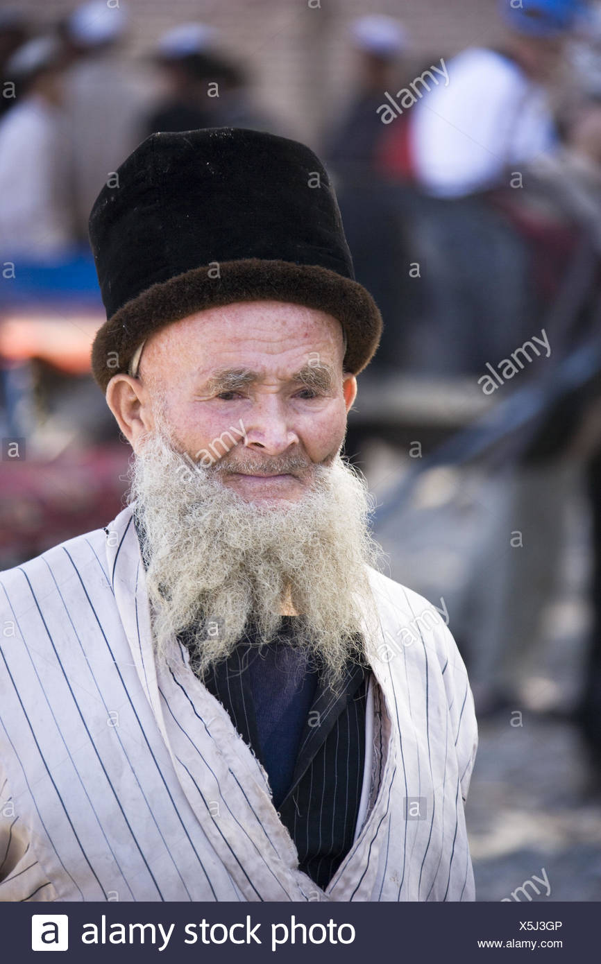 Uyghur Hat Stock Photos & Uyghur Hat Stock Images - Alamy