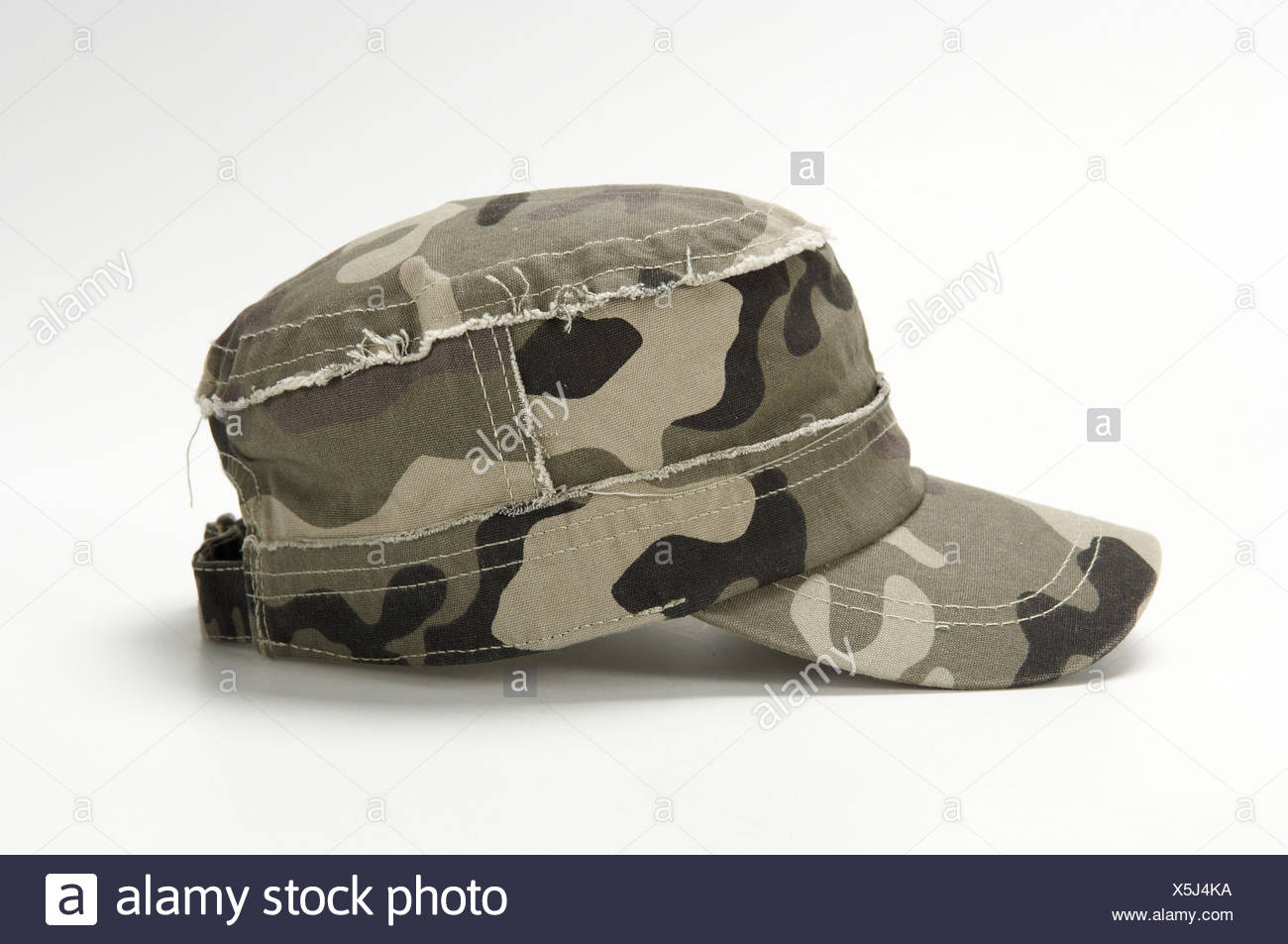 Camouflage Hat High Resolution Stock Photography and Images - Alamy