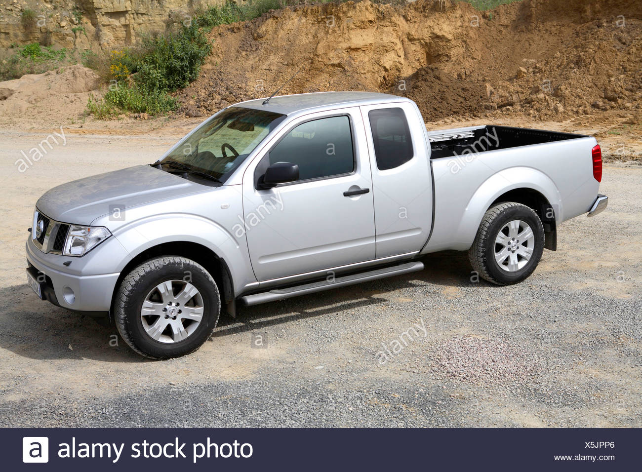Nissan Navara High Resolution Stock Photography and Images - Alamy