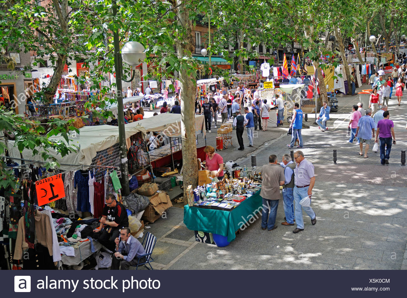 El Rastro Market Madrid High Resolution Stock Photography and Images ...