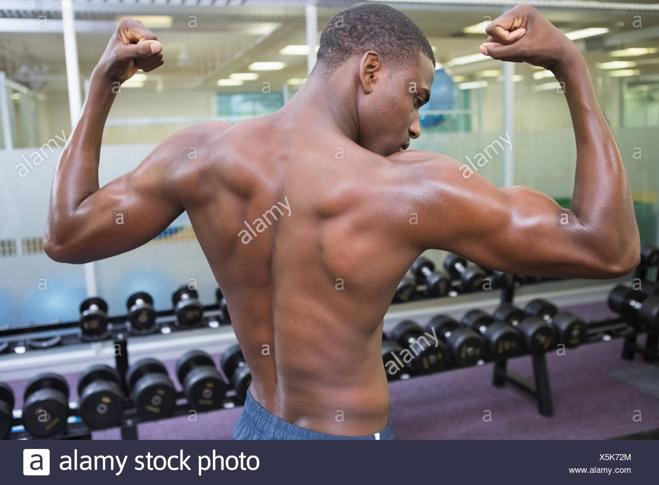 Muscles Flexing Pose Stock Photos & Muscles Flexing Pose Stock Images ...