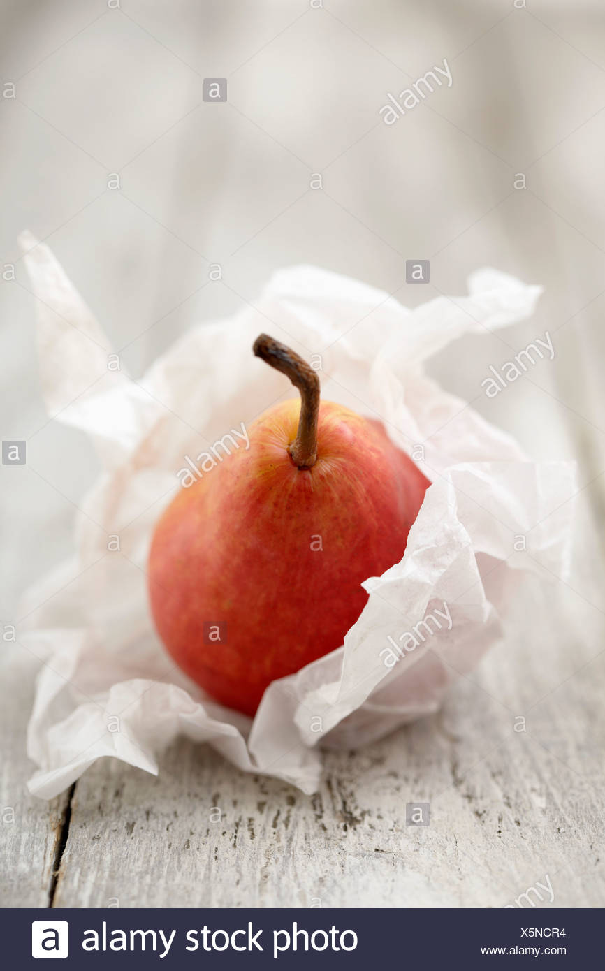 Paper Wrapping High Resolution Stock Photography and Images - Alamy