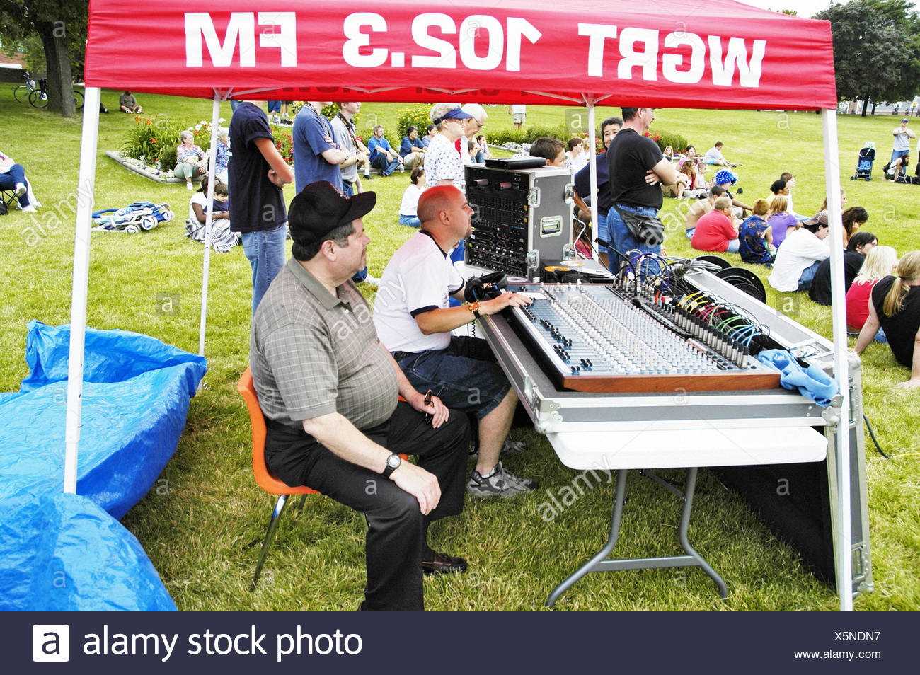 Broadcasts High Resolution Stock Photography and Images - Alamy