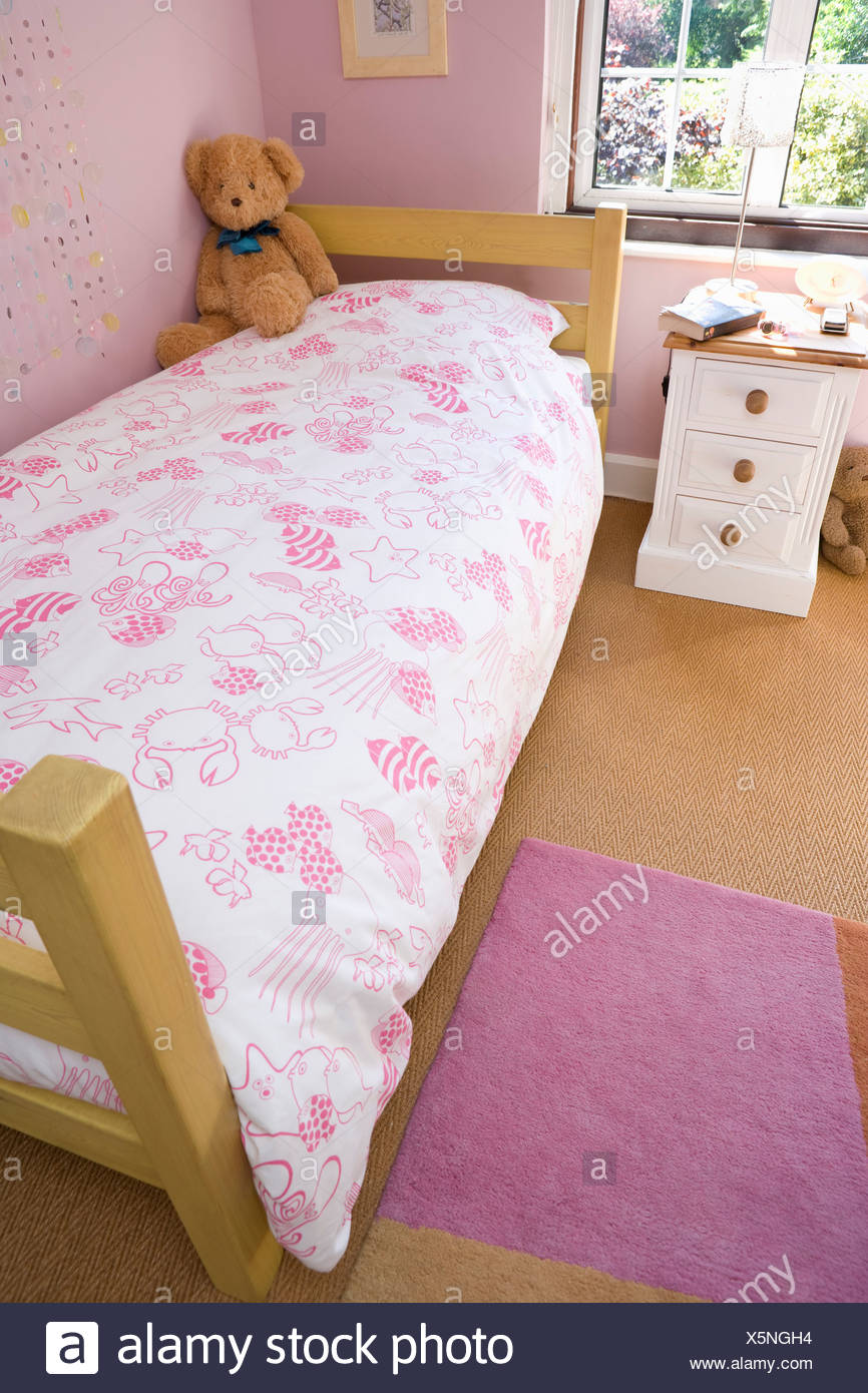 Neat And Tidy High Resolution Stock Photography and Images - Alamy