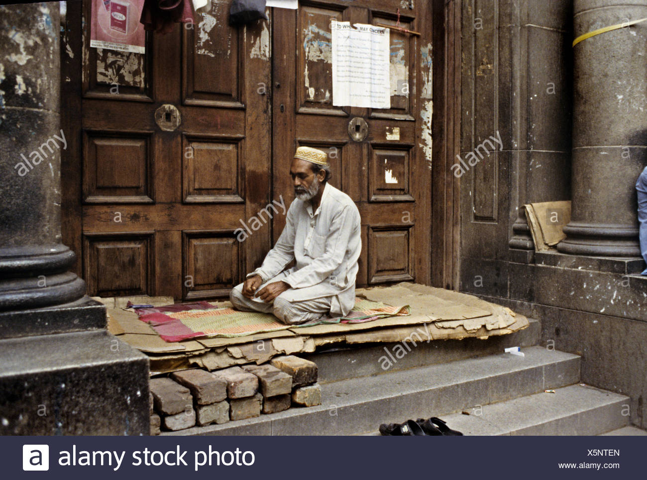 Namaz Stock Photos & Namaz Stock Images - Alamy