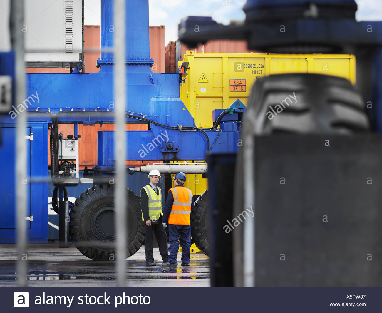 Port Machinery High Resolution Stock Photography and Images - Alamy