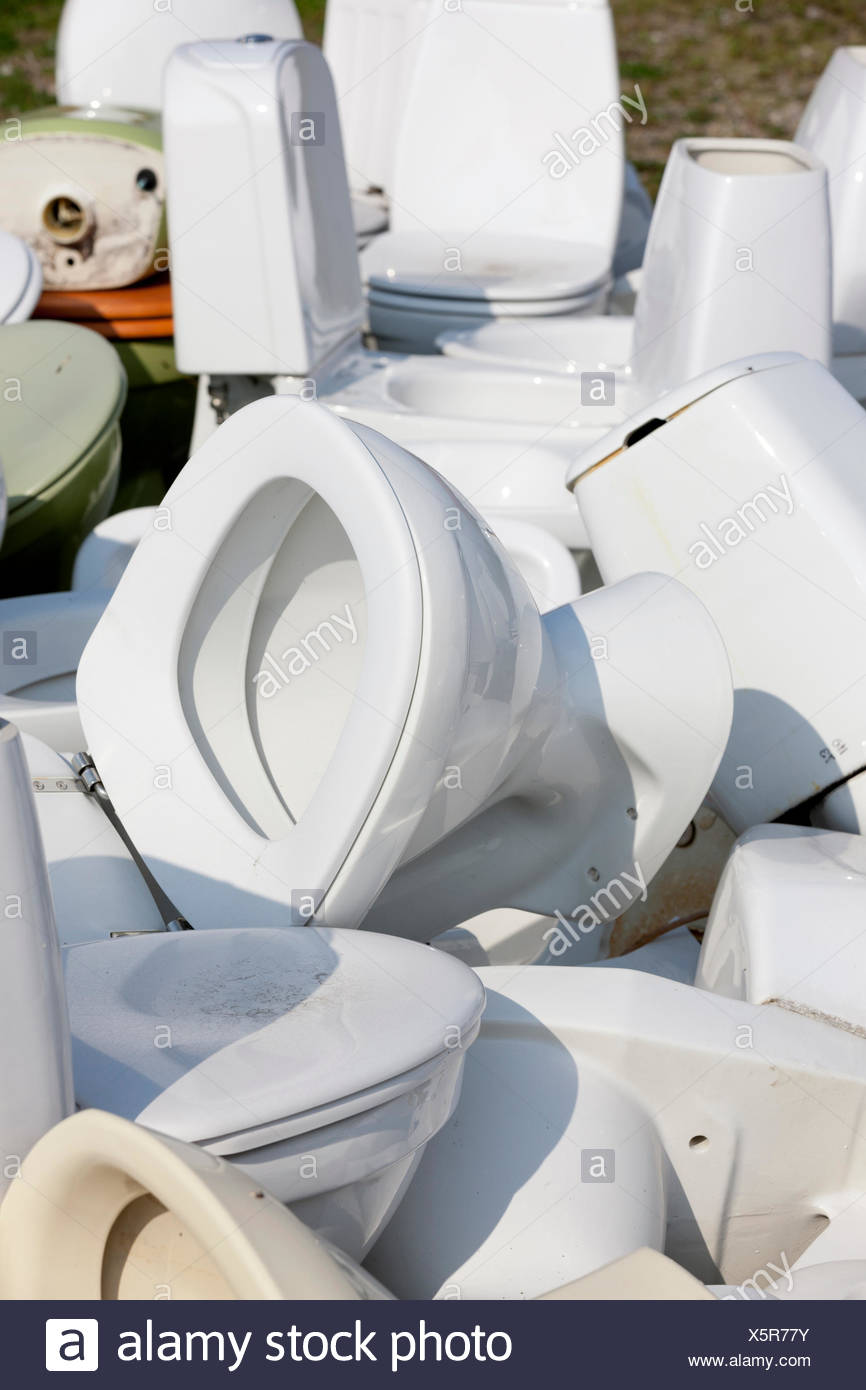 Ceramics Toilets High Resolution Stock Photography and Images - Alamy