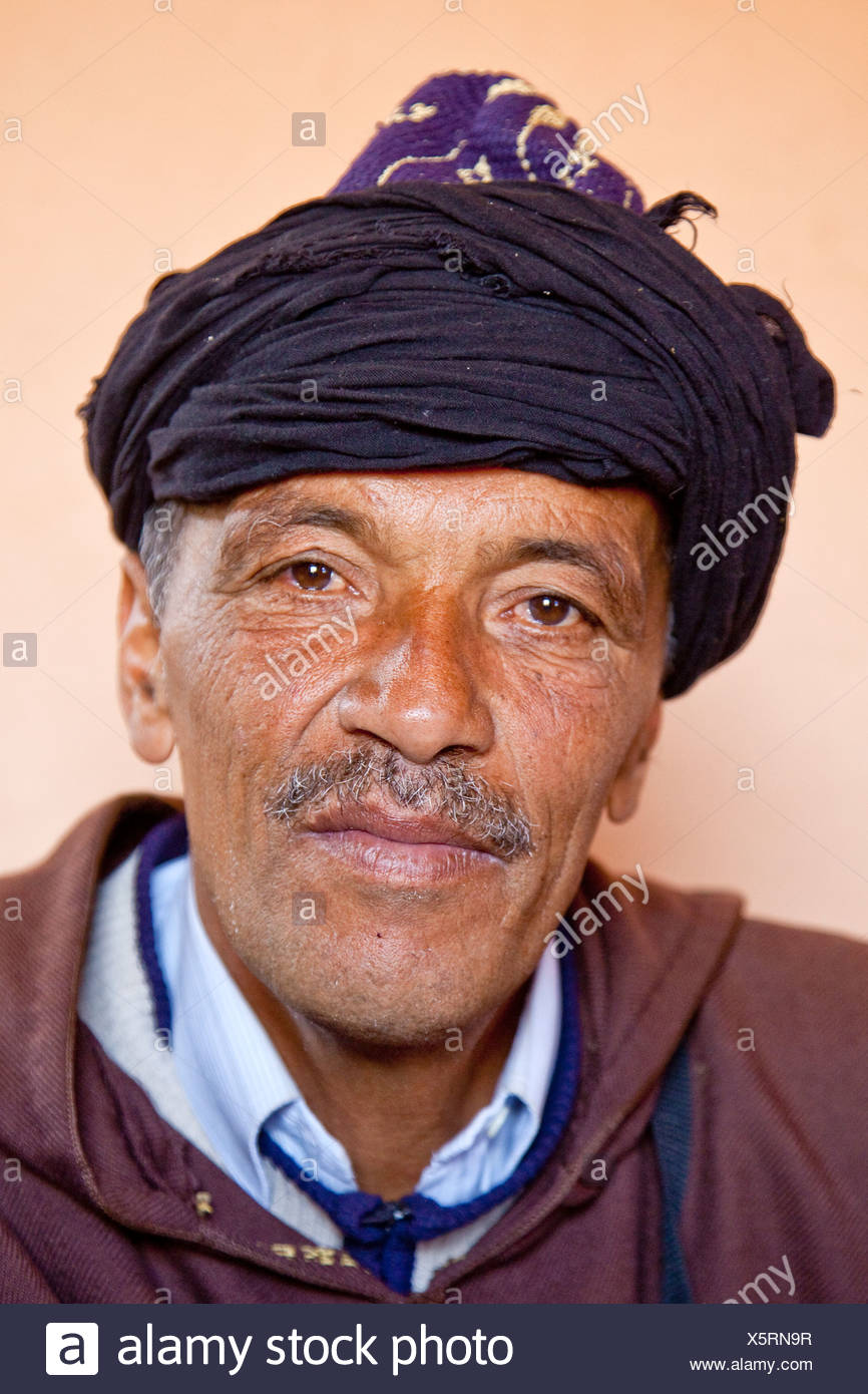 Djellaba Robe High Resolution Stock Photography and Images - Alamy