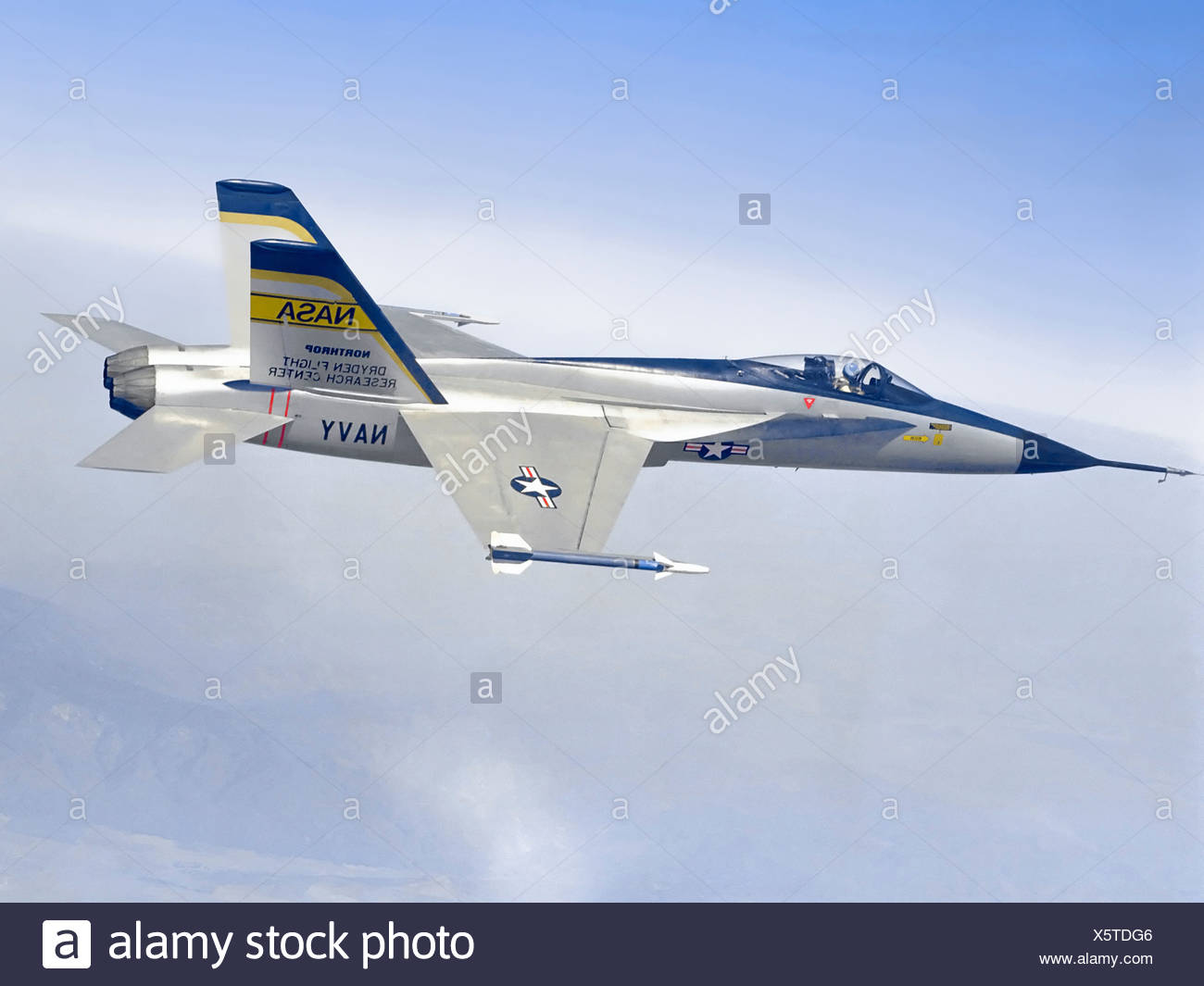 Yf 17 Aircraft High Resolution Stock Photography and Images - Alamy