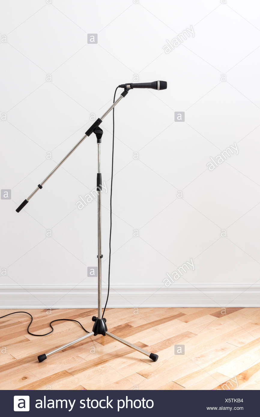 Mic Stand Stock Photos & Mic Stand Stock Images - Alamy