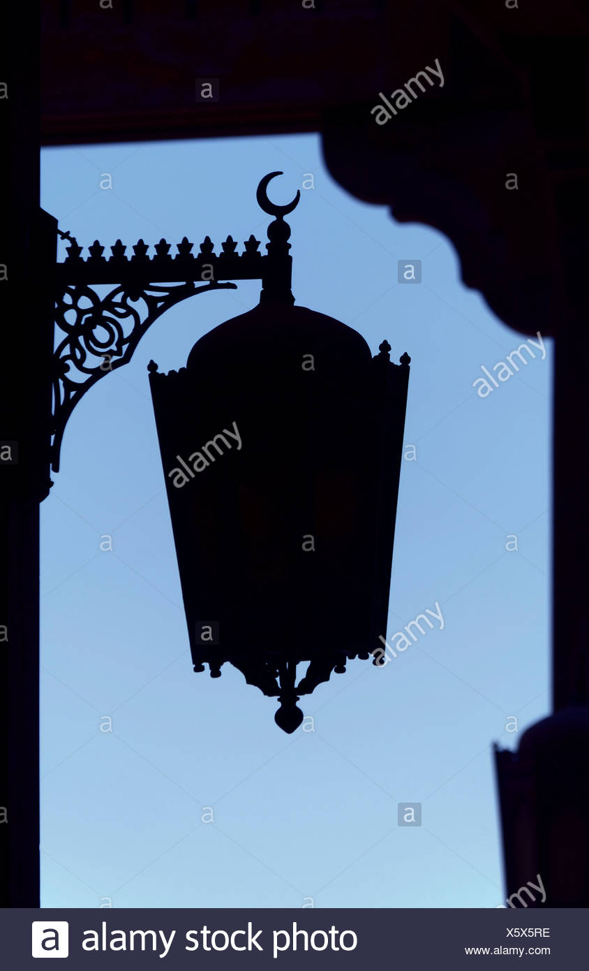 Arab Lantern Stock Photos & Arab Lantern Stock Images - Alamy