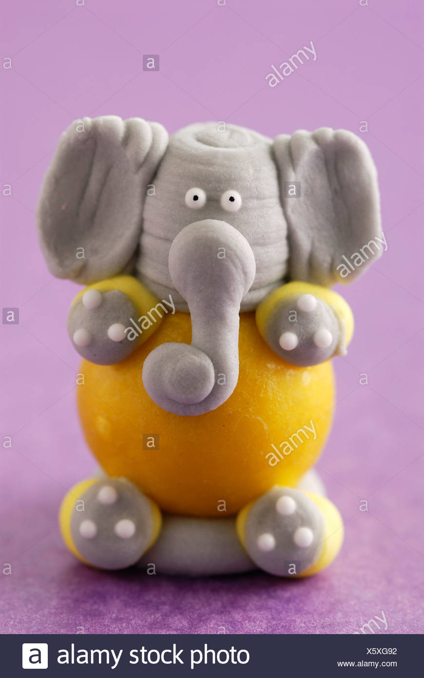 Elephant Shaped High Resolution Stock Photography and Images - Alamy